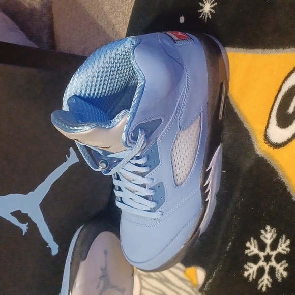 Jordan | Shoes | Jordan 5 Unc | Poshmark